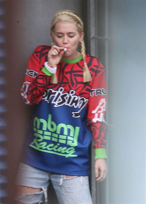Miley Cyrus Smoking Out In Sydney Hawtcelebs