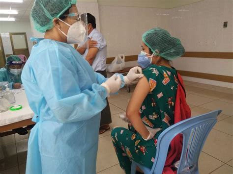 လားရှိုးမြို့၌ အသက် ၆၅ နှစ်အထက် သက်ကြီးရွယ်အိုများ၊ ဌာနဆိုင်ရာ ဝန်ထမ်းများအား ဒုတိယအကြိမ် ရောက်ရ