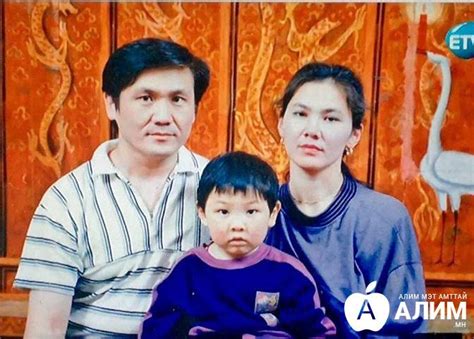 Залуухан Н Энхбаяр гэргий О Цолмонтойгоо