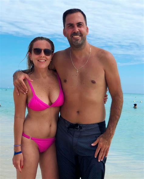 Cora Debarbieri Y Martín Arévalo Develaron El Sexo De Su Bebé Con Un