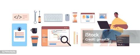男性網路開發人員使用筆記型電腦創建程式代碼開發的軟體和程式設計圖示集向量圖形及更多一組物體圖片 一組物體 互聯網 人 Istock