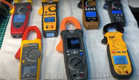 How To Measure Amps With A Clamp Meter ElectronicsHacks