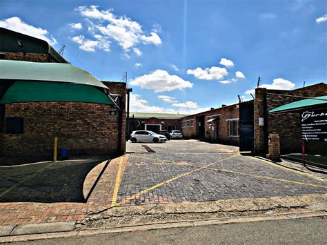 Team Nerdo Team Nerdo Added A New Photo