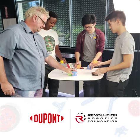 Revolution Robotics Foundation On Linkedin Revolutionrobotics Roboticskit Challengekit Stem