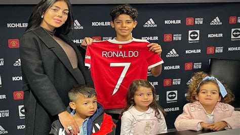 Semanario El Manchester United Ya Tiene Dos Cristiano Ronaldo 7