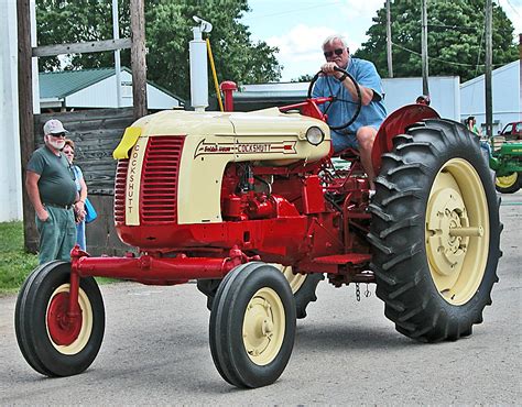 Cockshutt Golden Arrow Specs Engine Transmission
