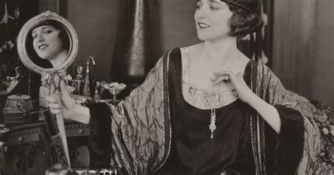 [agnes Ayres Looking In Mirror Forbidden Fruit] Amon Carter Museum Of American Art