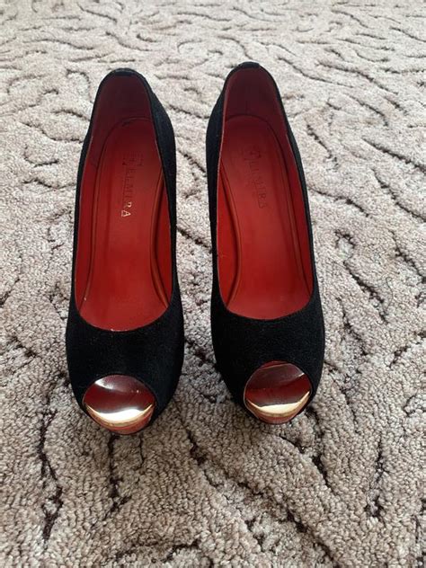 Замшеві туфлі — ціна 400 грн у каталозі Туфлі Купити жіночі речі за доступною ціною на Шафі