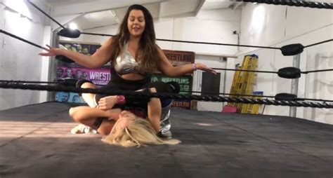 Stink Face Dominating Moves Match Bad Girls Wrestling Clips4sale