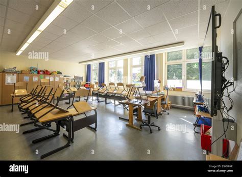 Classroom Of A Fourth Grade After School The Building Is Older But In Good Condition Modern