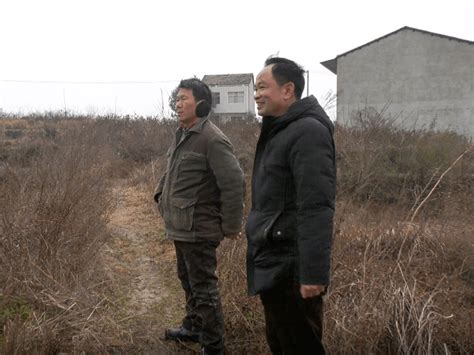最美扶贫干部 三十八 潘亚锋鱼渔兼授 志智双扶 养殖
