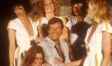 Roger Moores James Bond Moonraker Love Scene With Lois Chiles Was