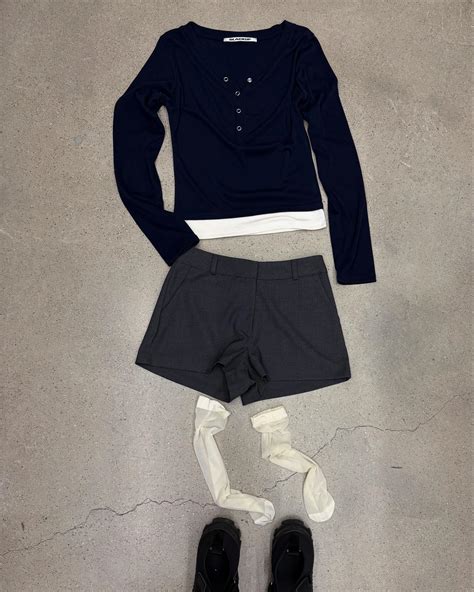 Blackup 블랙업 순차적으로 업데이트 예정인 블랙업의 제작 아이템들을 미리 만나보세요 💖 Made 프쉬 워머 버튼 후드긴팔티 0318 Made 이즈