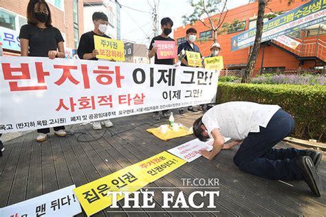 한강의 눈물…반지하 참사는 이제 그만 [tf사진관] 포토 기사 더팩트