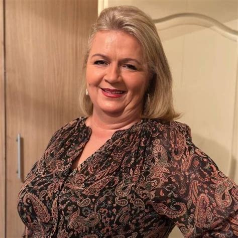 Bisera Bećirović Mrve Ljubavi Lyrics Genius Lyrics