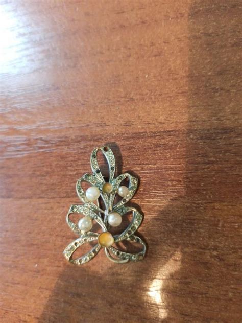 Брошь ссср женская — ціна 30 грн у каталозі Брошки Купити аксесуари за доступною ціною на Шафі