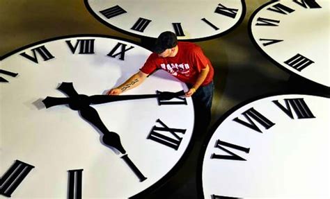Daylight Saving Time Is Back Heres When To Set Your Clocks Forward In