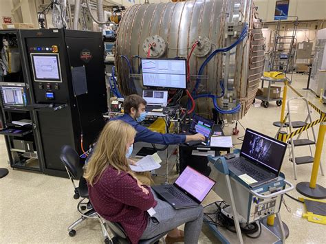 Dynavac Built Titan Chamber Used For Successful Test Of Dragonflys Sampling System Dynavac