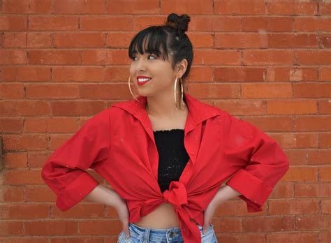 Does Bangs Cause Acne Uncovering The Truth About Skin And Hairstyles Luxe Lures