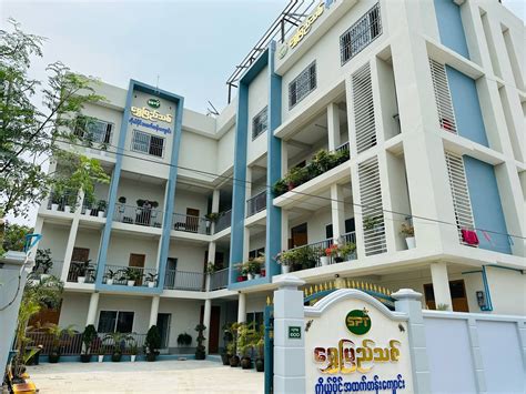 အ မ က ရှားတော အ မ က ရှားတော Added A New Photo