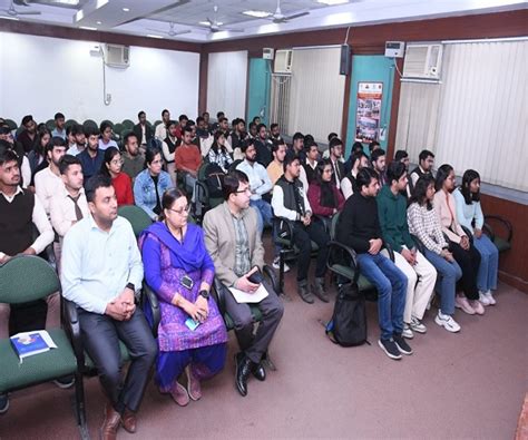 department of mca organized a workshop on “ database trends in ai and