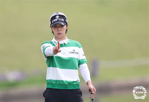 그린 살피는 박지영 연합뉴스