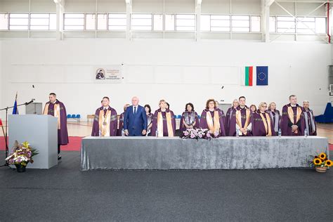 Пловдивският университет „Паисий Хилендарски“ откри тържествено новата академична година 01 10