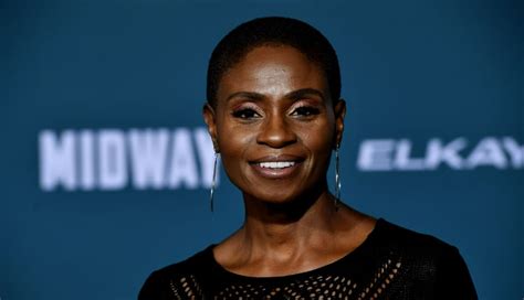 Adina Porter Height Weight Measurements Bra Size Shoe Size