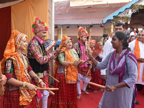 Rajnath Singh Visited Somnath Welcomed At The Railway Station By A Throng Of Native Saurashtra