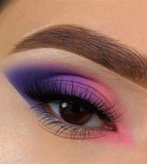 Stunning Colourful Eye Makeup Looks To Transform Your Look