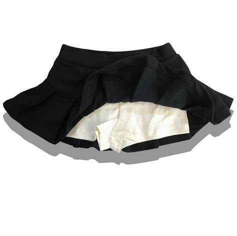 Saia Short 1 2 3 Anos Em Piquê Preta Pólibólebuu