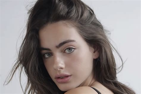 This 19 Year Old Is 2020s ‘most Beautiful Woman In The World O T Lounge