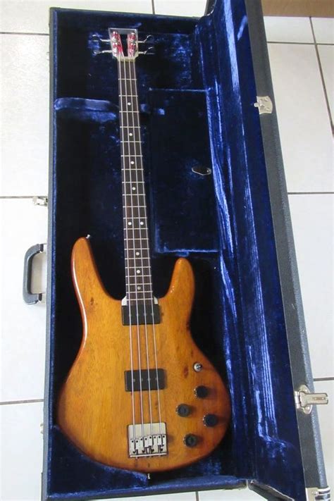 Travis Bean Tb 2000 Bass 1976 Natural Bass For Sale Guitarbroker