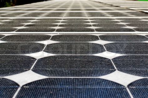 Solarzellen fangen die Energie der Sonne | Stock Bild | Colourbox