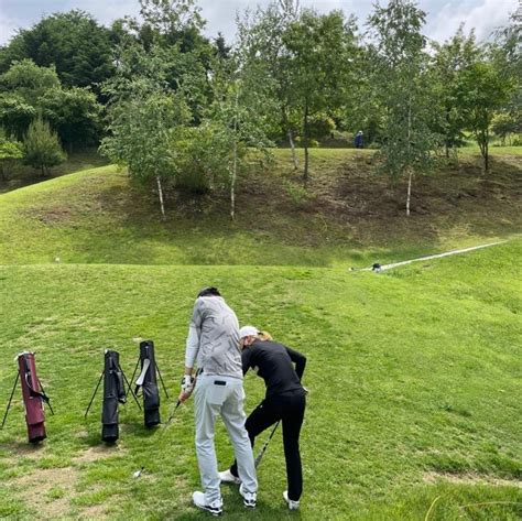 김진주 프로 군포시 고산로151번길 골프 레슨 비용은 김캐디에서