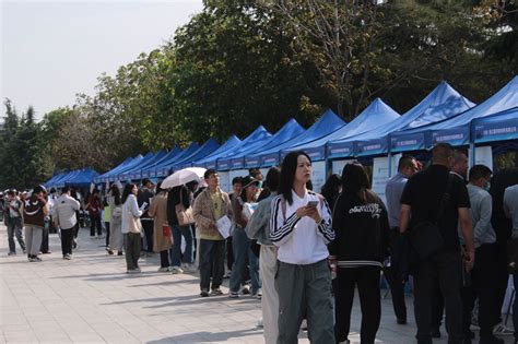 促就业陕西省2024届普通高校轻工综合类联盟双选会在我校举办 就业网