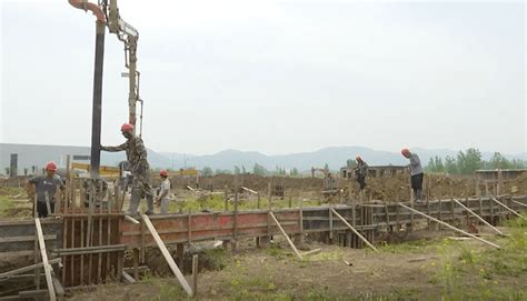 抢抓“黄金”施工期 项目建设“加速跑”萧县巴迪安徽