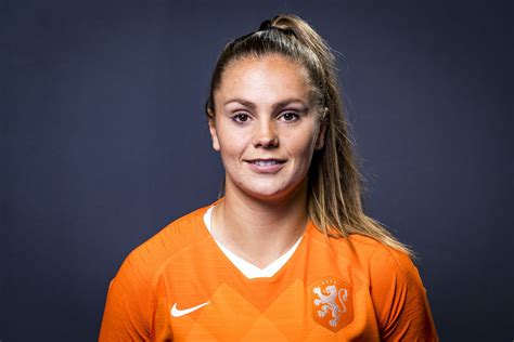 Lieke Martens Heeft Geen Leven Vol Glamour Mijn Leven Is Heel Rustig