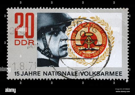 Briefmarke Gedruckt In Ddr Aus 15 Jahren Völker Nationalarmee Ausgabe