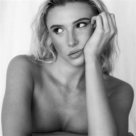 Emilee Ann Miller биография рост вес размер груди