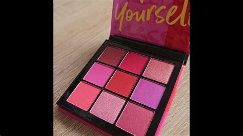 თვალის ჩრდილების პალიტრა Viva La Pink და ტუში Delightfull Youtube