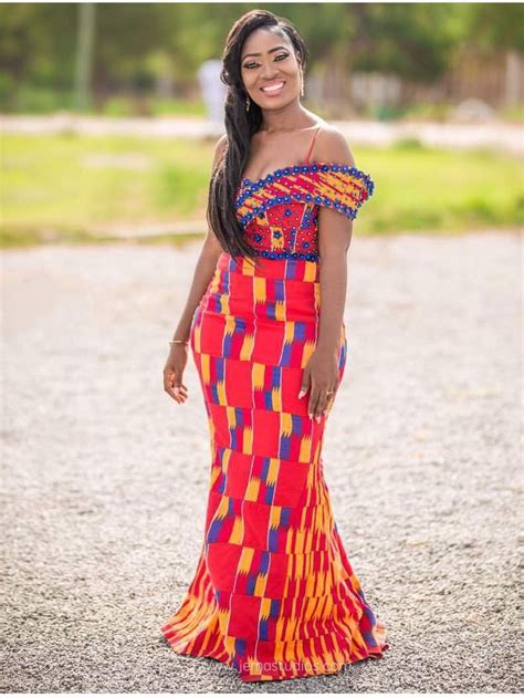 Kente By Saa Dia Kente Styles African Attire African Fashion