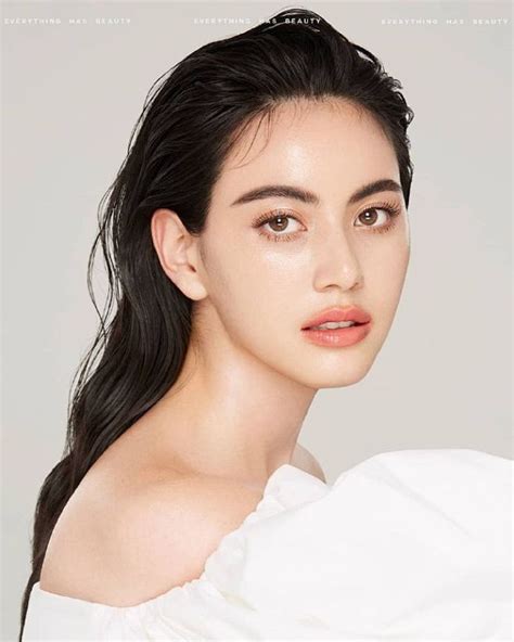 Mai Davika国潮 妆容彩妆 眼妆 唇妆护肤美妆美女微笑笑容模特医美女装酷流行时尚珠宝高清照片