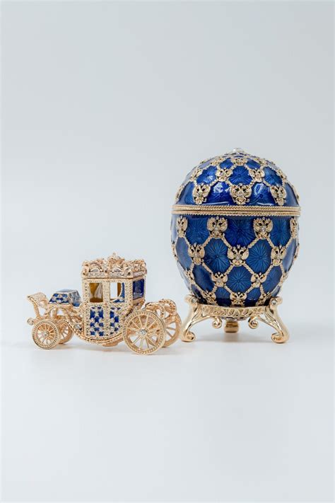 Яйца Фаберже каталог Музея Фаберже Купить Яйца Фаберже цена фото описание в магазине музея