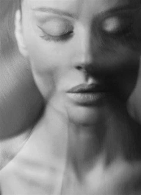 მაკა ასათიანი