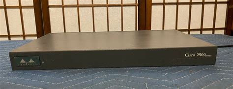 Used Cisco 2500 Series 2501 Dual Serial Network Router Ubb Threads