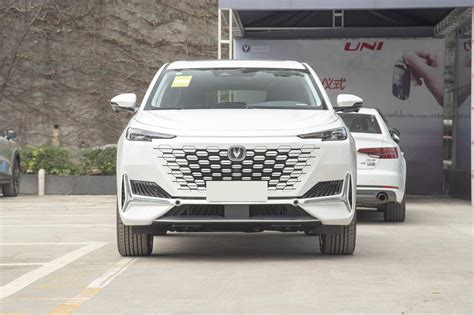 长安汽车放出大招，标配20t8at，uni K值不值得买 新浪汽车