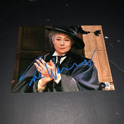 Zoe Wanamaker Signed Harry Potter Madam Hooch 8x10 Photo Beckett Bas C