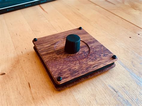 Trigone Mini MIDI Rotary Encoder Switch Made Of Sucupira Wood With