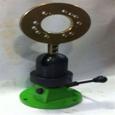 Universal Ball Joint Vise At Best Price In New Delhi By Indian Machine Tools Id 2851668445373